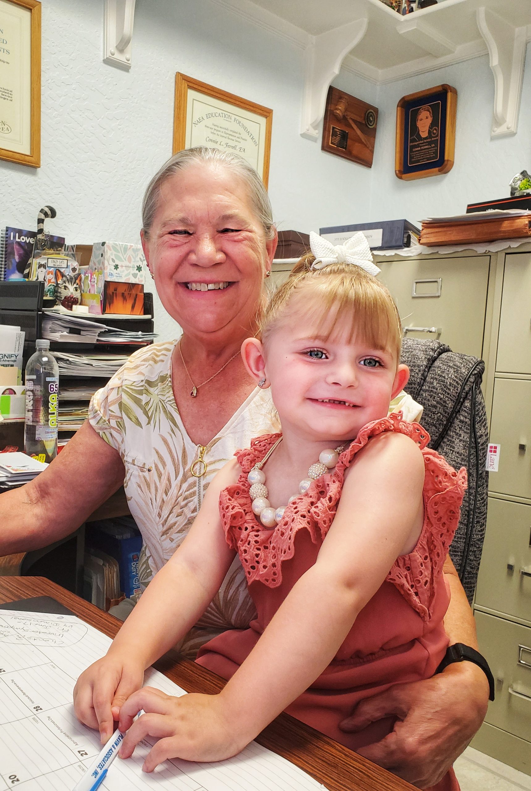 Working Woman of the Week – STAR 92.7 KZSQ FM